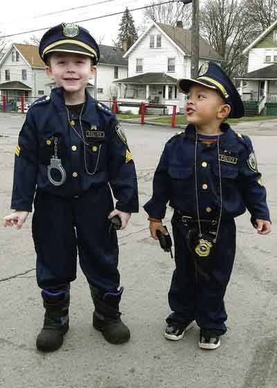 Tiny officers walk the beat to make Struthers safer | News, Sports ...
